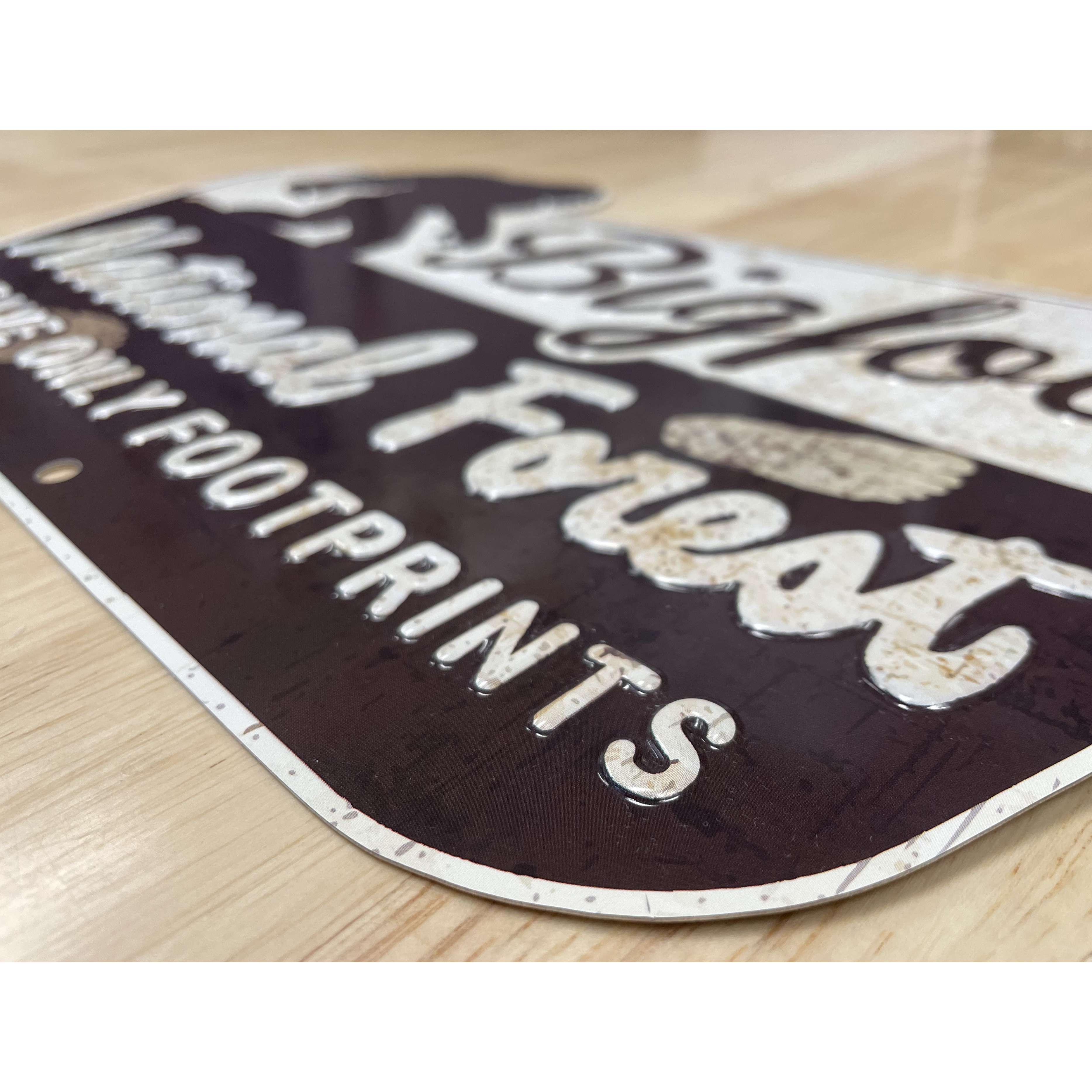 Bigfoot National Forest - Metal Sign - Paracay